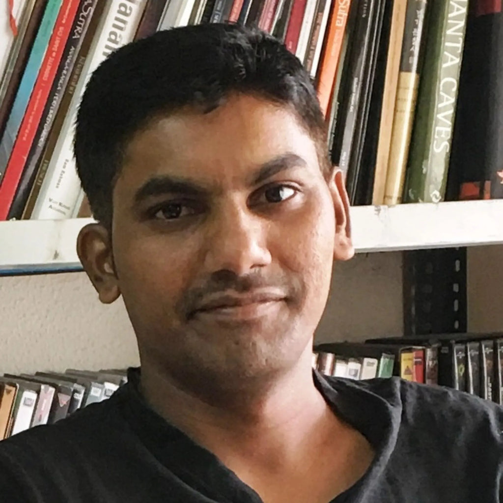 Discover Nagesh Ghodke's Vibrant Villagescape Paintings | Artazzle